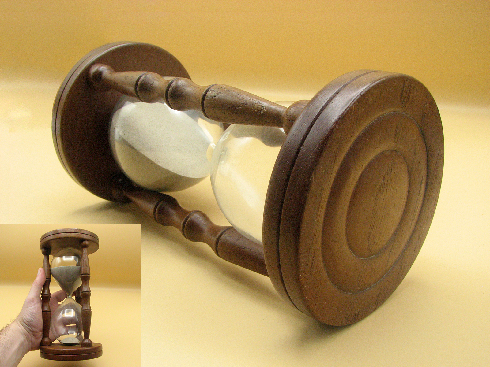 Scientific Collectables for wooden mid 20th century sandtimers