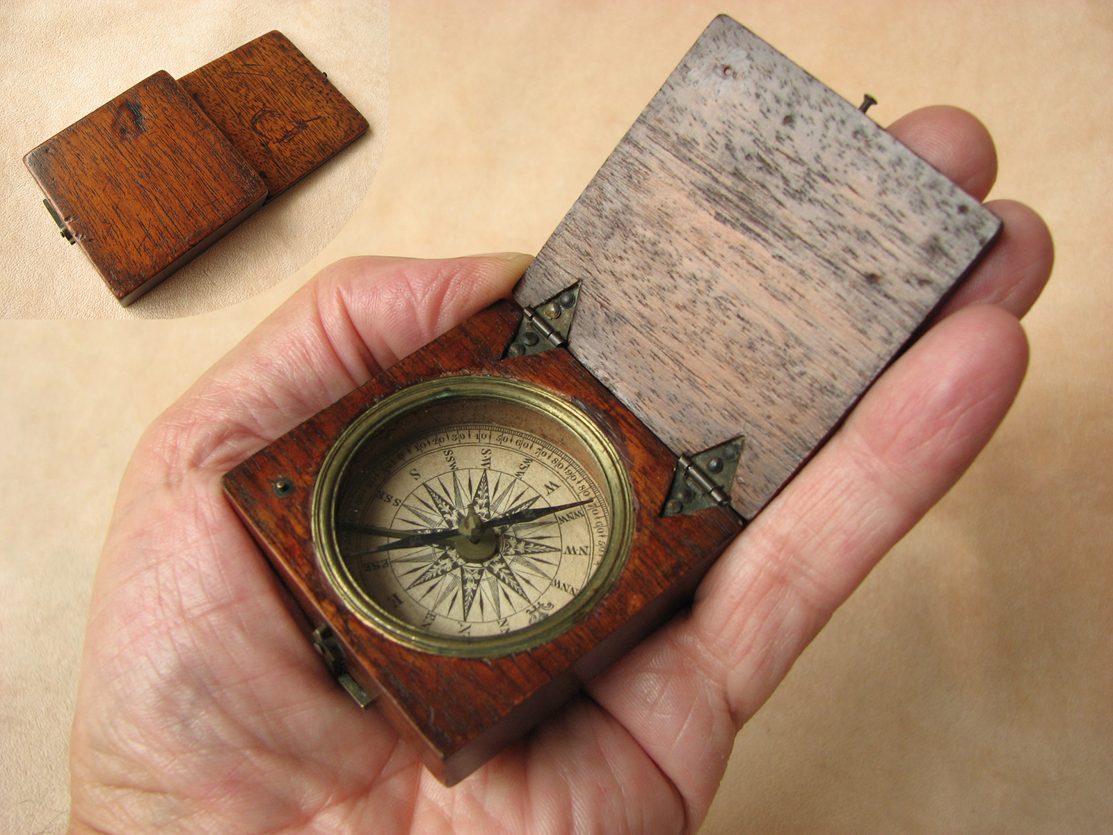 Scientific Collectables for early 19th century cased pocket compasses