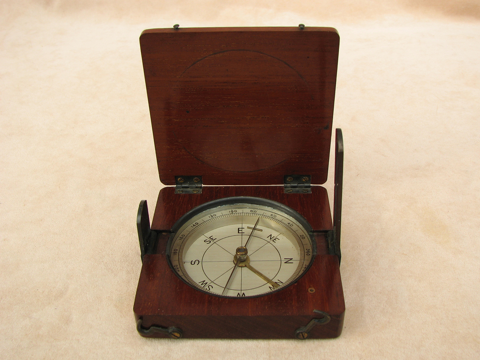 Scientific Collectables for Antique mahogany twin sight vanes cased ...