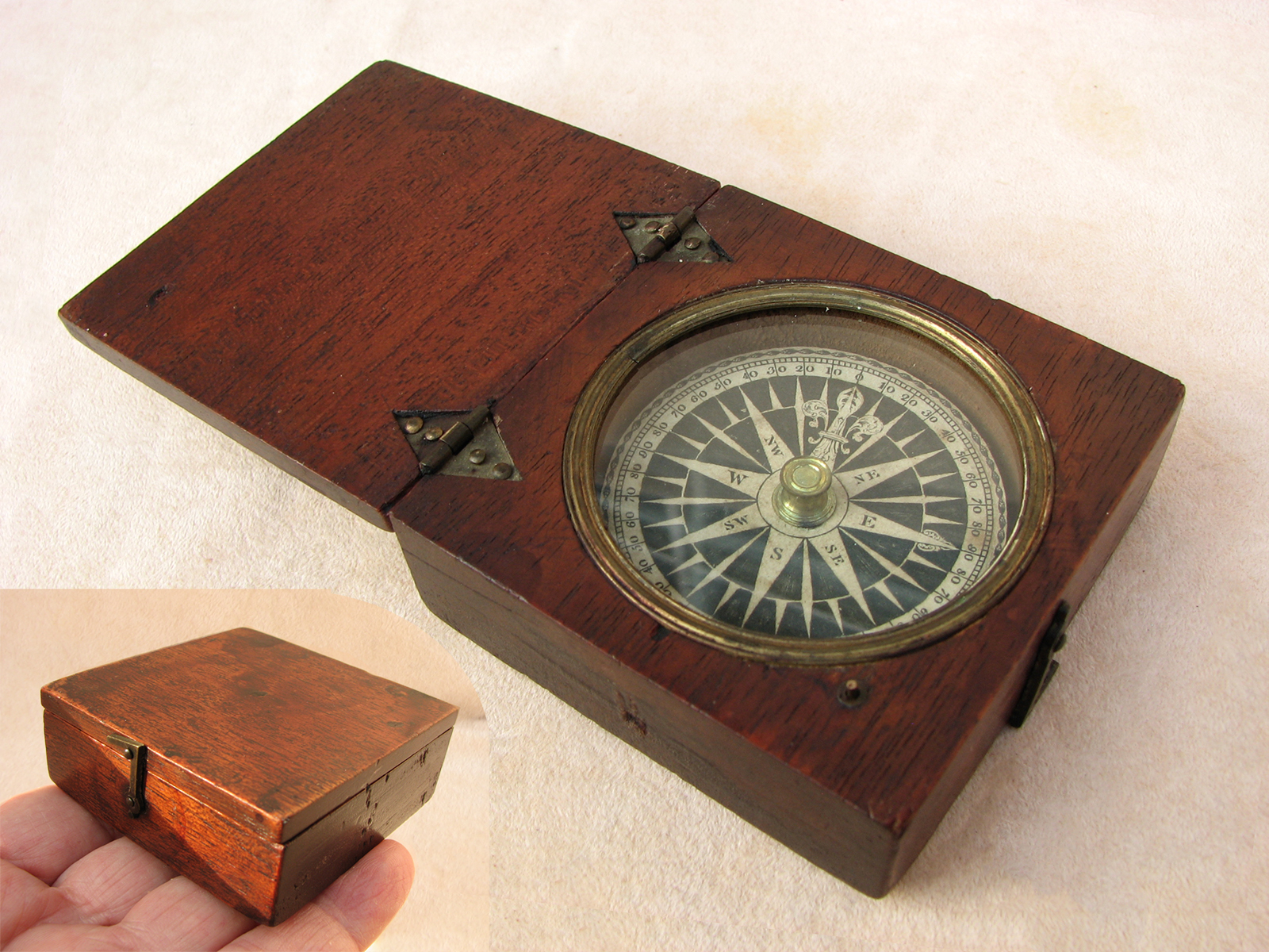 Scientific Collectables for Regency period mahogany cased pocket compasses
