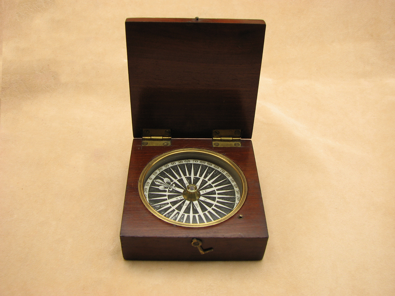 Scientific Collectables for Regency period mahogany cased pocket compasses