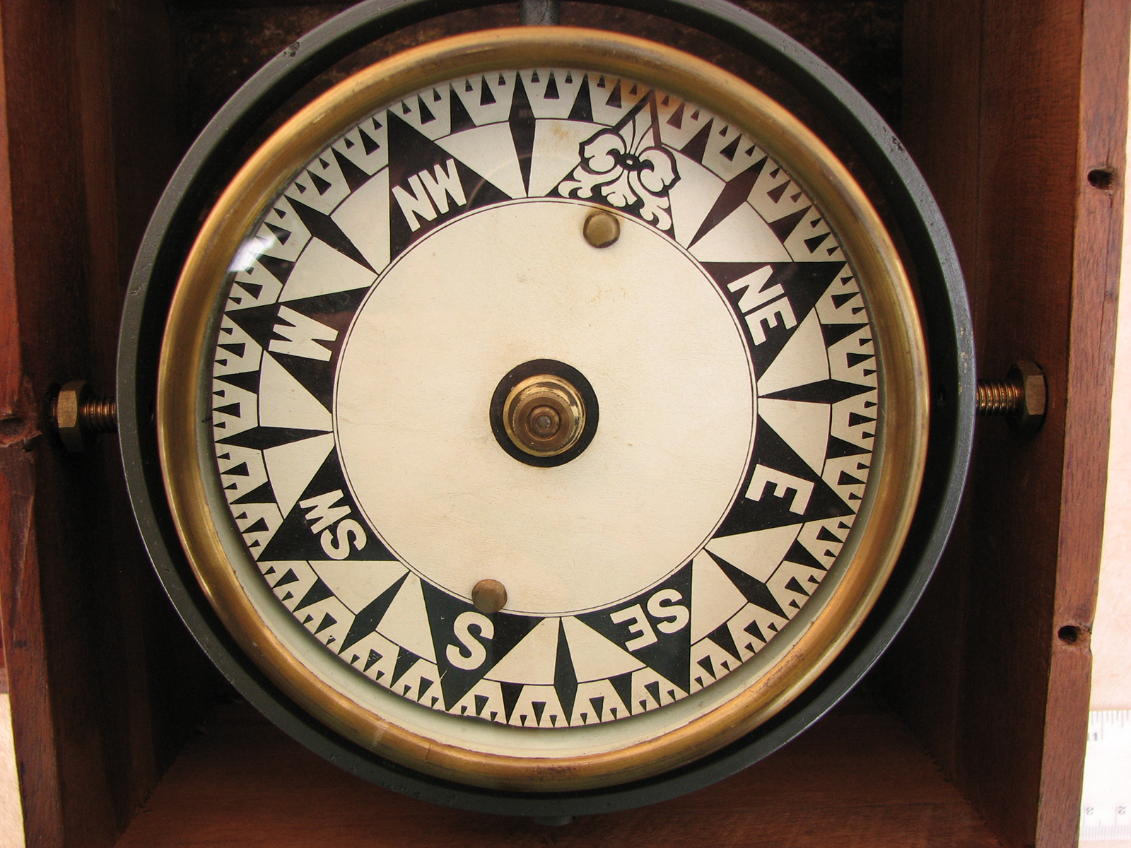 Scientific Collectables for gimbal mounted Sestrel ships compasses by ...